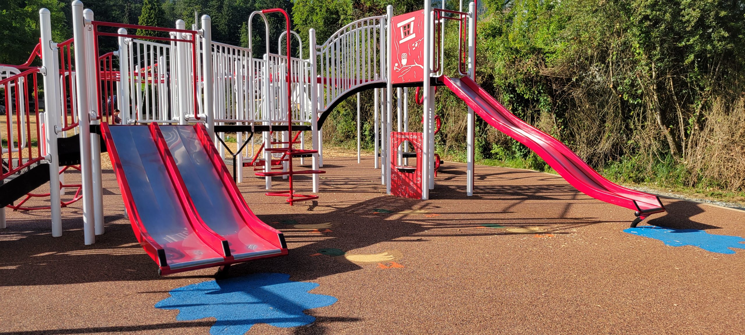 Lake Cowichan’s Kin Duck Pond playground receives rubber surfacing ...